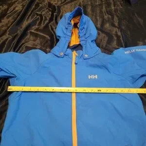 Helly Hansen | Jackets & Coats | Helly Hansen Rain Jackethellytech ...